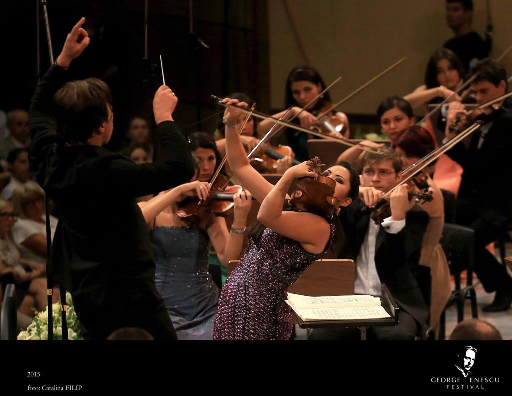 B365 - EXCLUSIV | Cum se poate transforma Sala Palatului în "pol ...