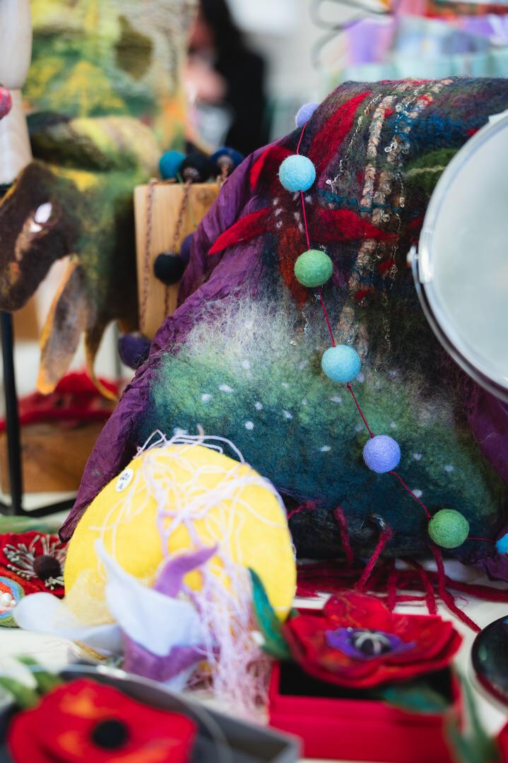 B365 - Bounty Fair București ️ La Biblioteca Națională se deschide “Raftul cu cadouri”, târgul ...